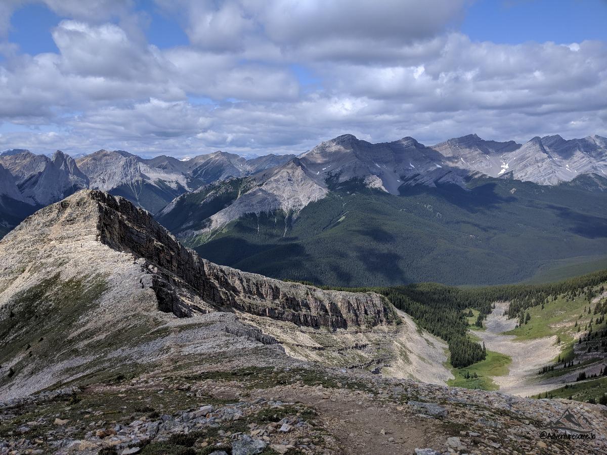 Guide To The Cascade Mountain Hike | Adventuresome Jo