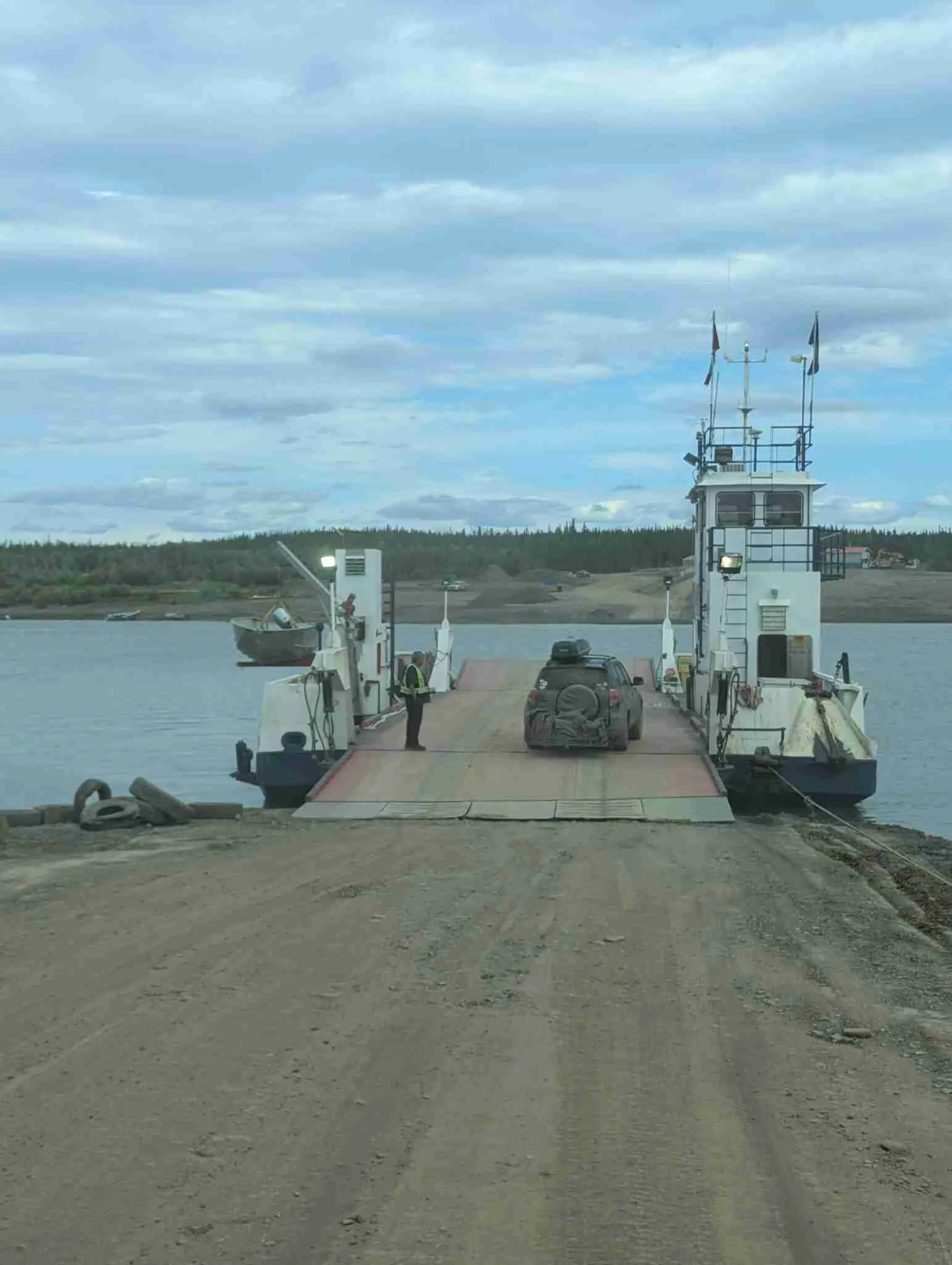 Road To Tuktoyaktuk, A Complete Guide To The Dempster Highway